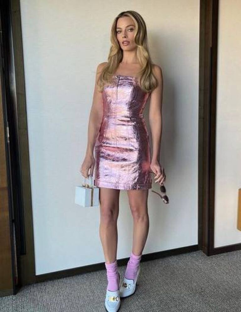 Les looks de Margot Robbie en Barbie pour la promo du film