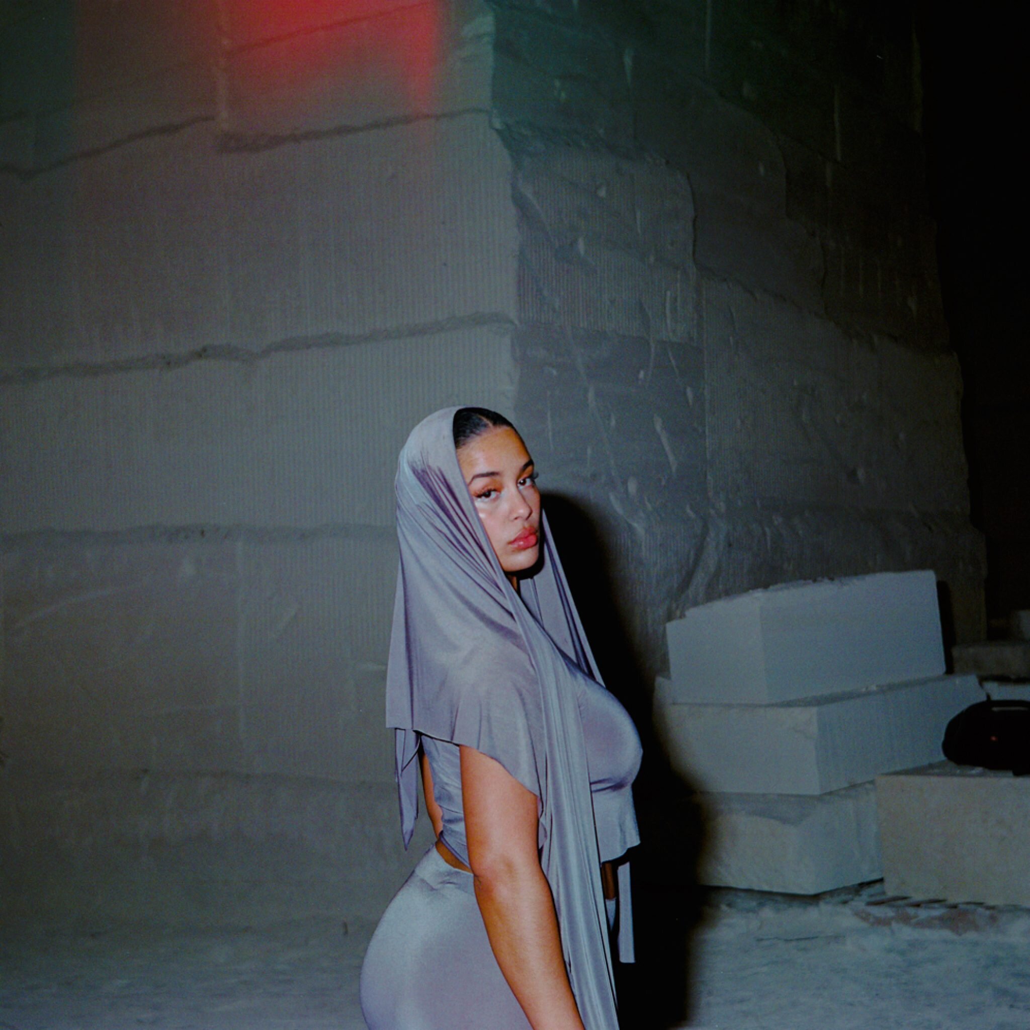 Jorja Smith : interview de la chanteuse en concert à Rock en Seine