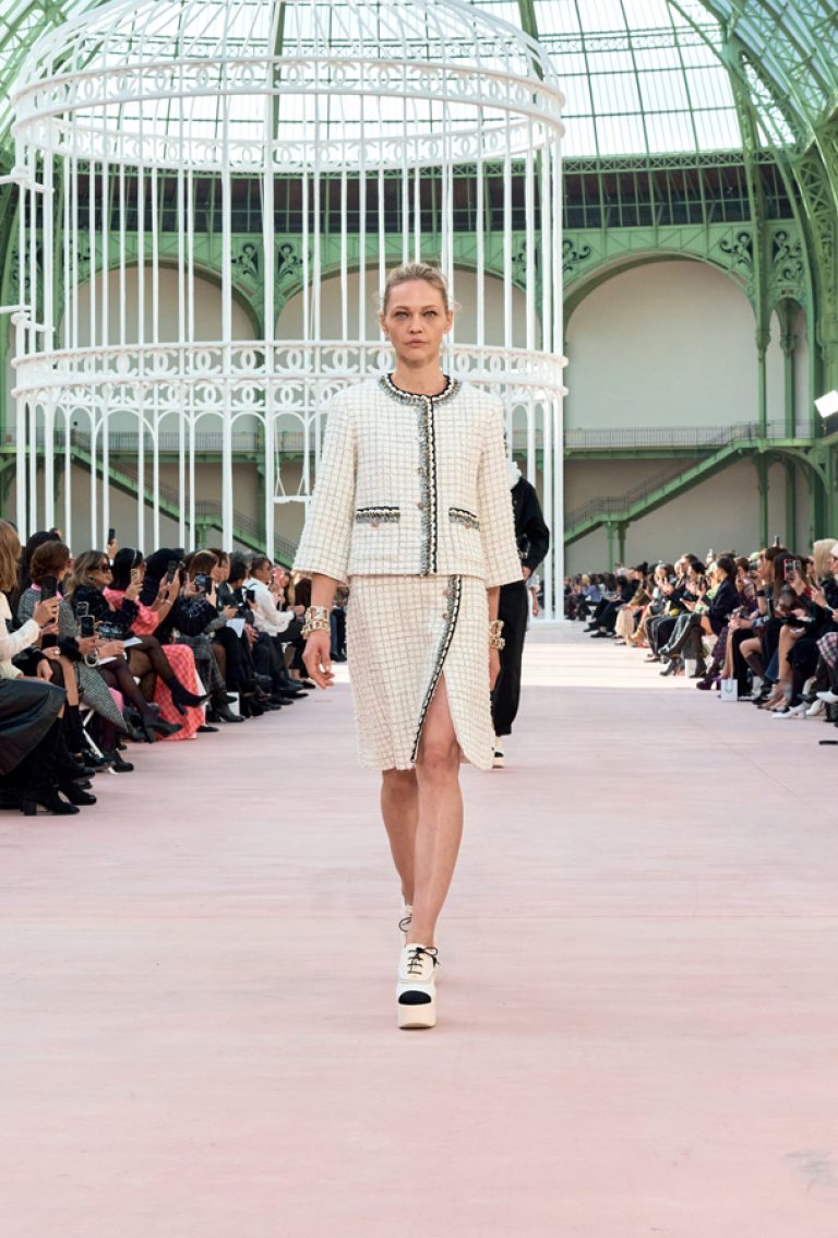 Le défilé Chanel printemps-été 2025