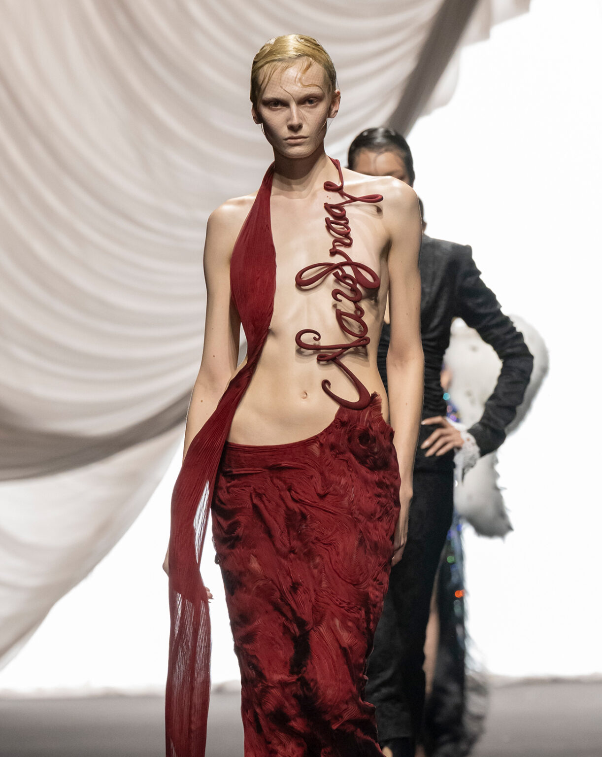 Le premier défilé haute couture Germanier printemps-été 2025