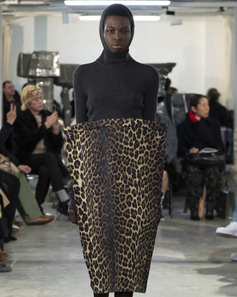 Ce qu'il faut attendre des Fashion Week automne-hiver 2025-2026